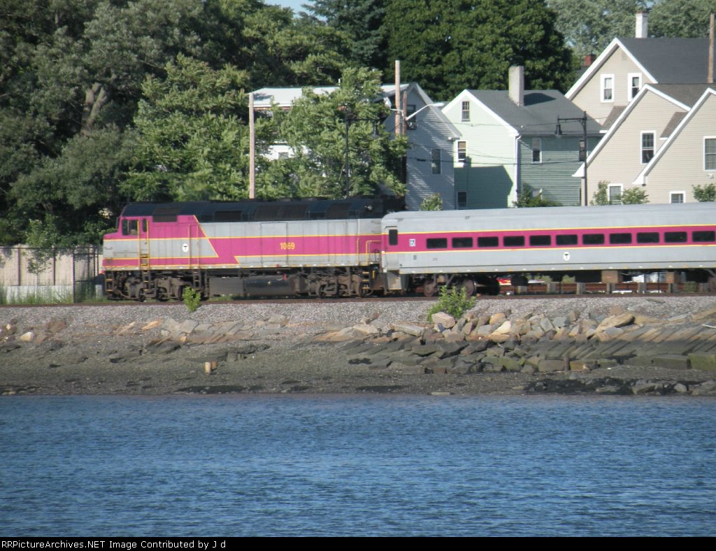 MBTA 1069